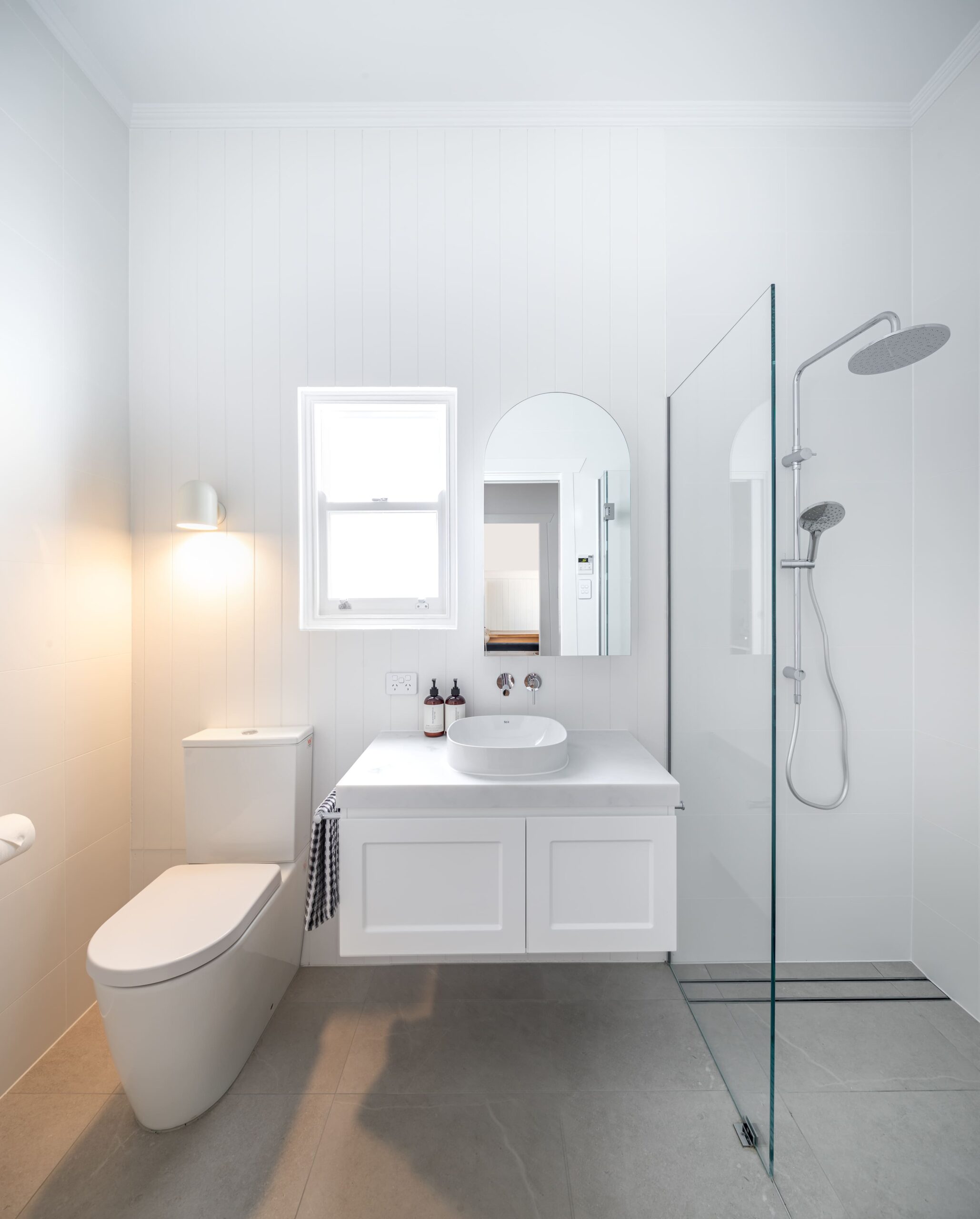 Hamptons Style Laundry & Bathroom Renovation