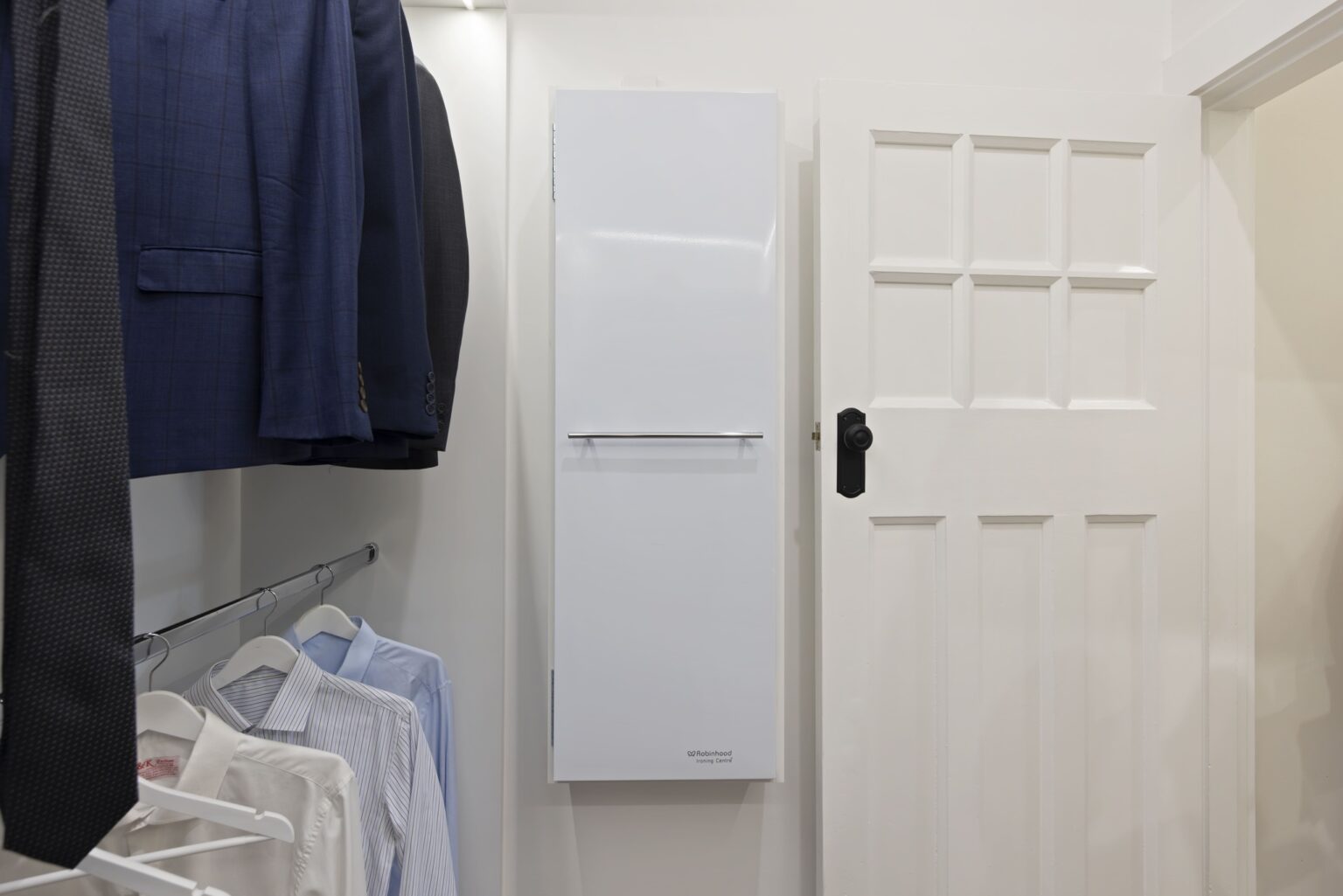 Hamptons Ensuite & Walk-in Robe Renovation