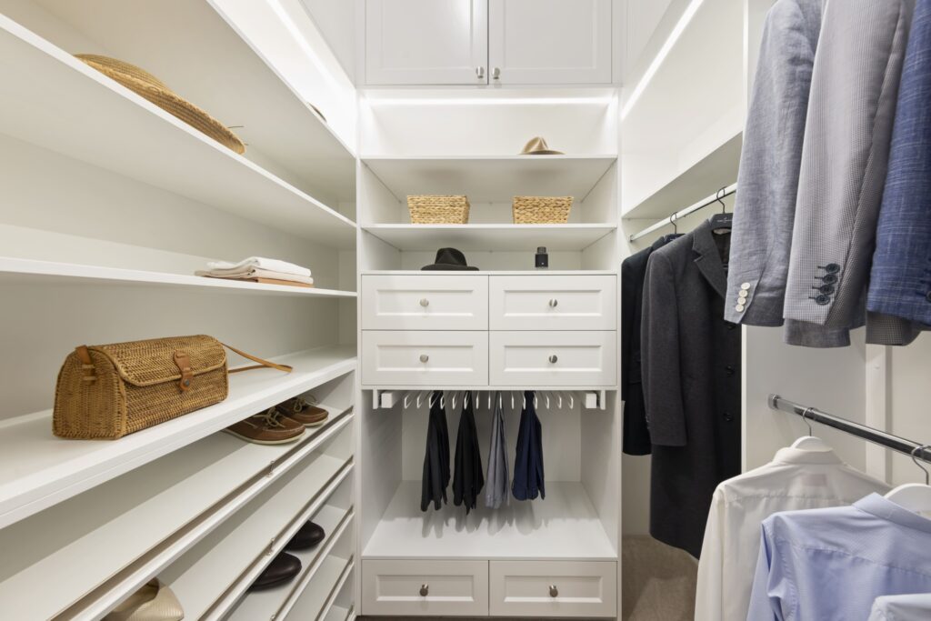 Hamptons Ensuite & Walk-in Robe Renovation
